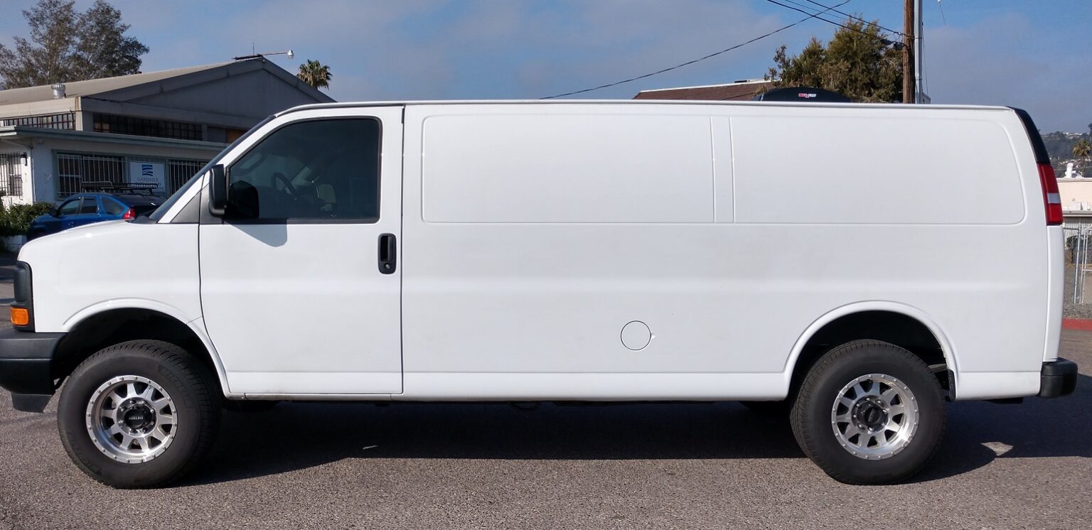 WTD – Chevrolet Express/GMC Savana 3’’ Lift Kit - WeldTec Designs