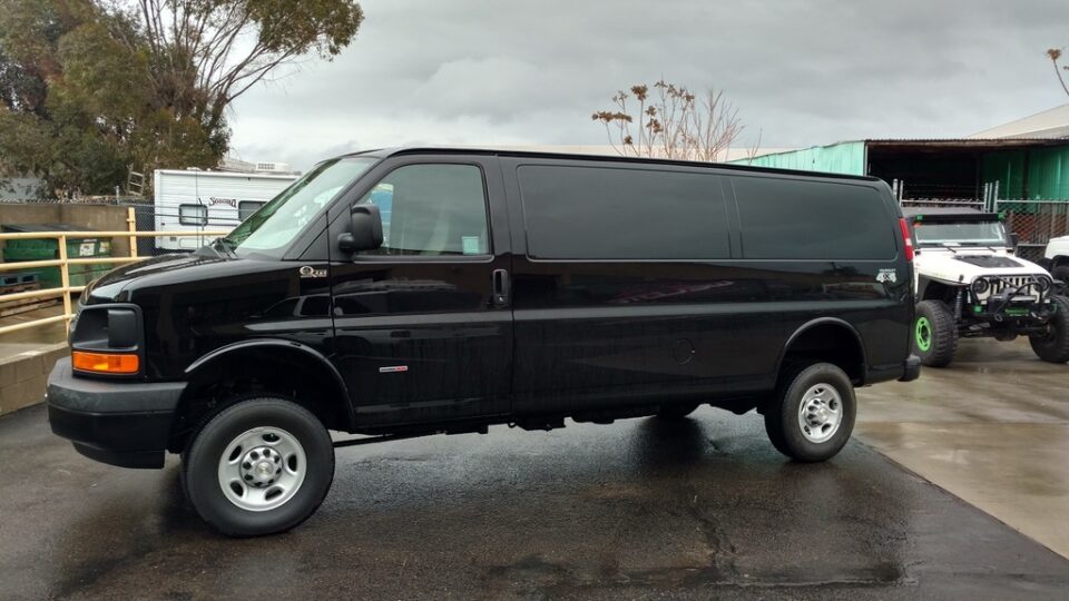 WTD – Chevrolet Express 4×4 Suspension Lift – WeldTec Designs