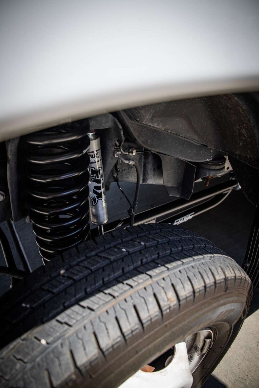 WTD – Ford E-Series Class C RV 6‘’ Suspension Lift Kit King Shocks “Off ...